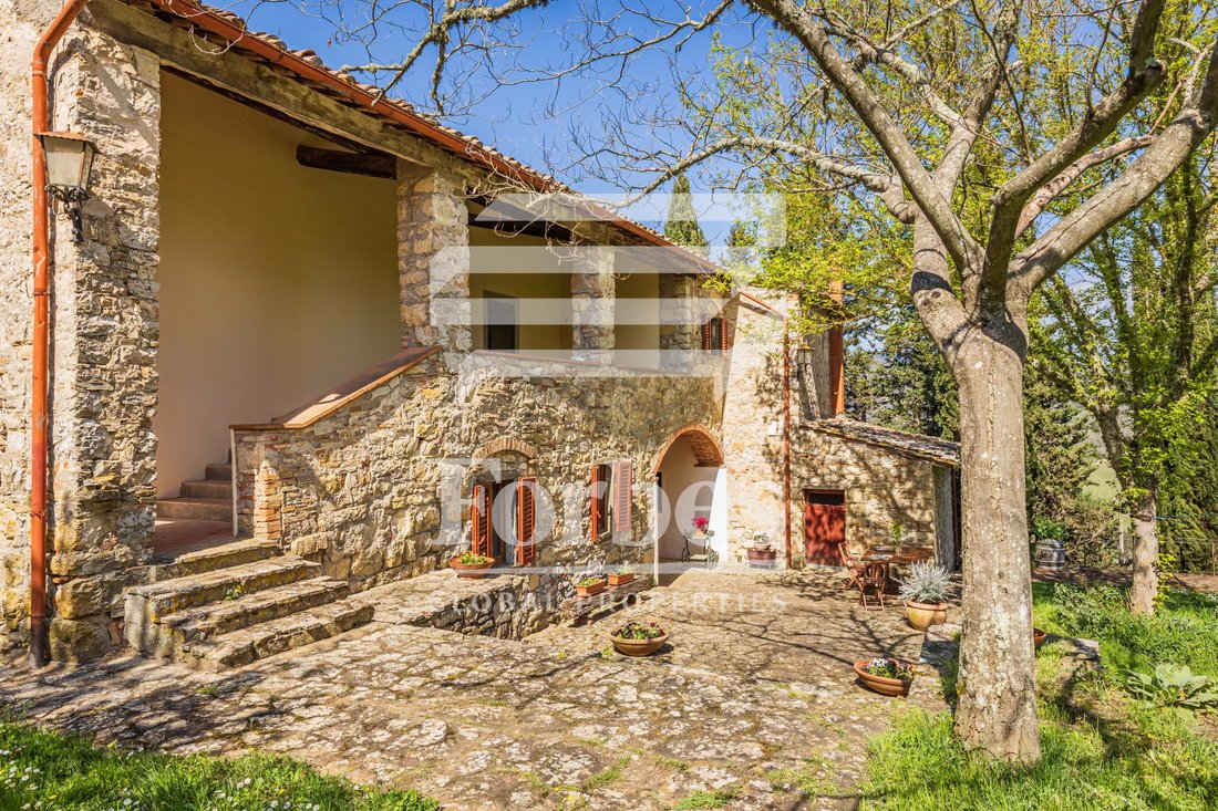 Wonderful Casale In The Heart Of Chianti In Castagnoli, Tuscany, Italy For Sale (15555896)
