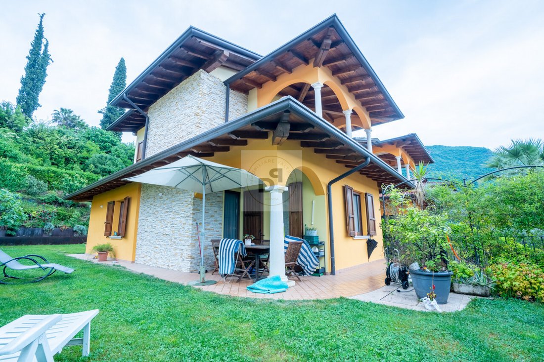 Brescia Single House In Cunettone, Lombardy, Italy For Sale (15690801)