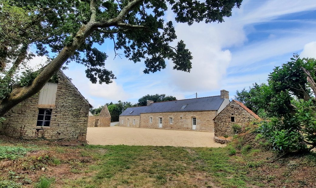 Authentic Breton Farmhouses – 7 Ha – 15 In Guiler Sur Goyen, Brittany ...