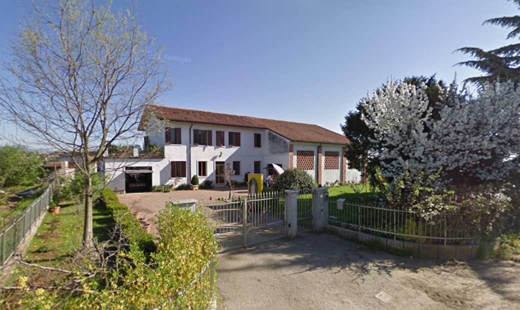 Verona Single House In Veneto, Italy For Sale (15921967)