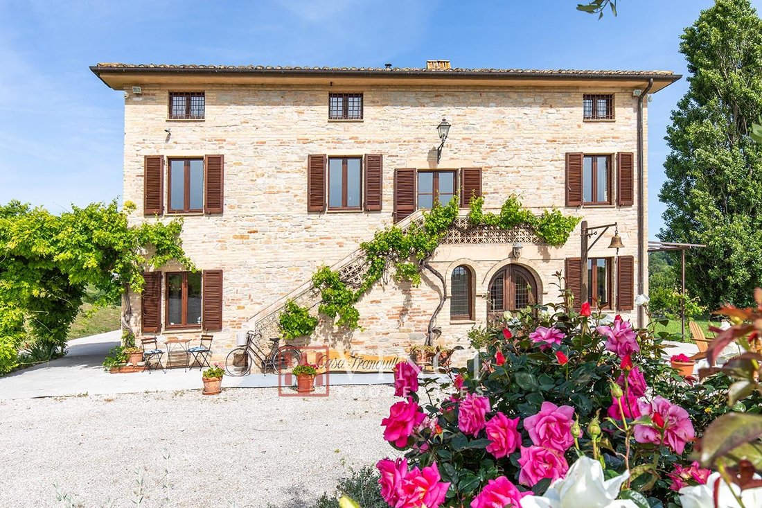 Country House Fully Renovated With Annex To In Montelparo, Marche ...