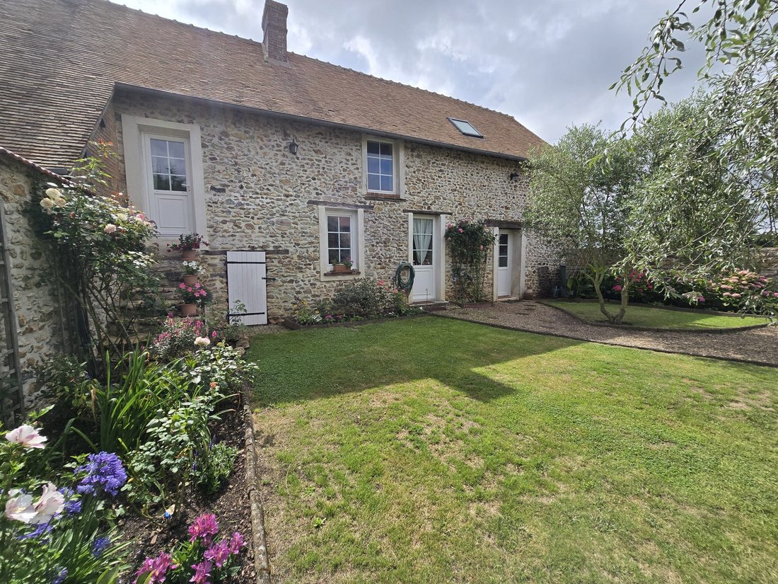 Pacy Sur Eure House In Pacy Sur Eure, Normandy, France For Sale (16030796)