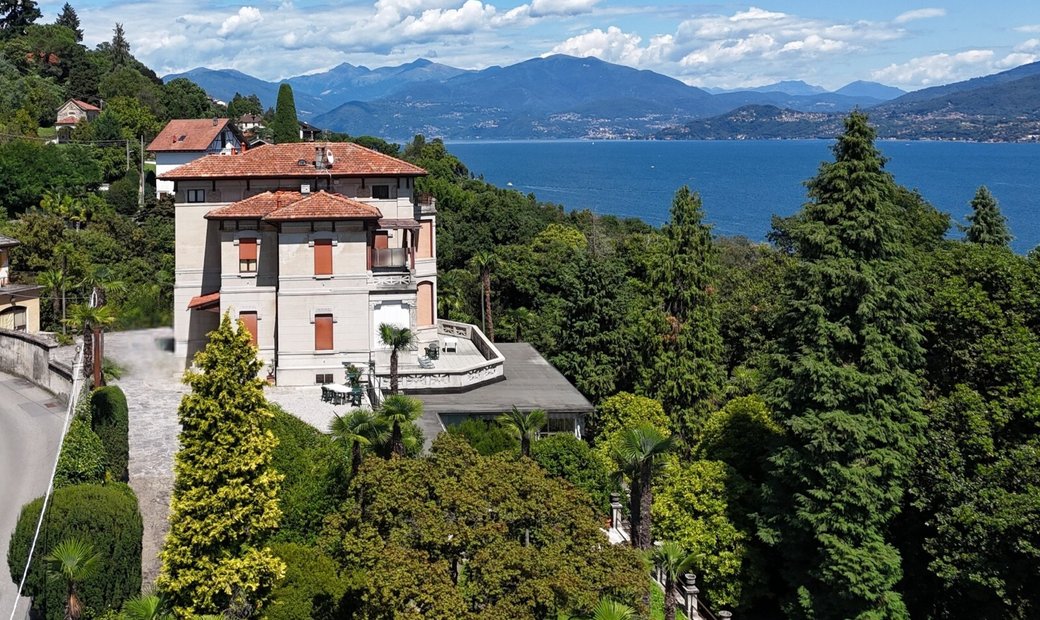 Prestigious Historic Villa With Dependance And Park In Ronco, Piedmont ...