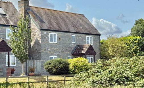 Luxury homes with terrace for sale in Long Load, England, United ...