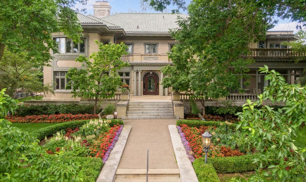 2218 West Lake Of The Isles Parkway, En Minneapolis, Minnesota, Estados Unidos En Venta (16033849)