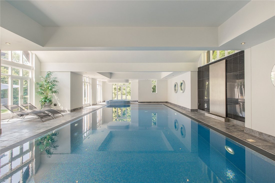 Offord Road, Godmanchester, In Godmanchester, England, United Kingdom ...