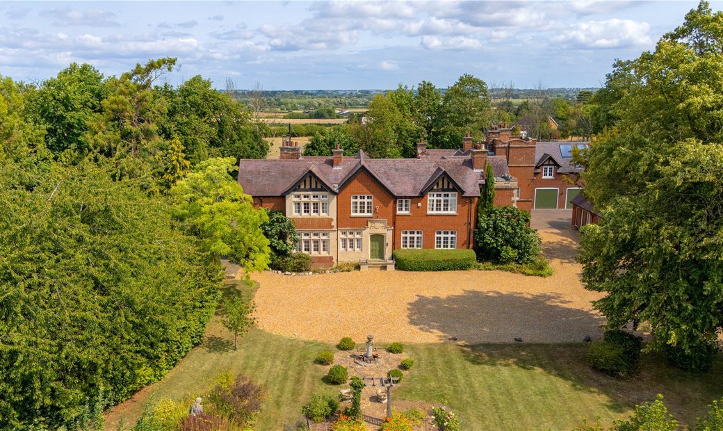 Offord Road, Godmanchester, In Godmanchester, England, United Kingdom ...