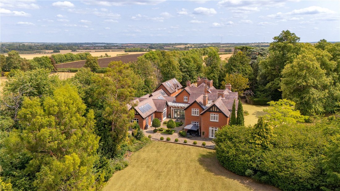 Offord Road, Godmanchester, In Godmanchester, England, United Kingdom ...
