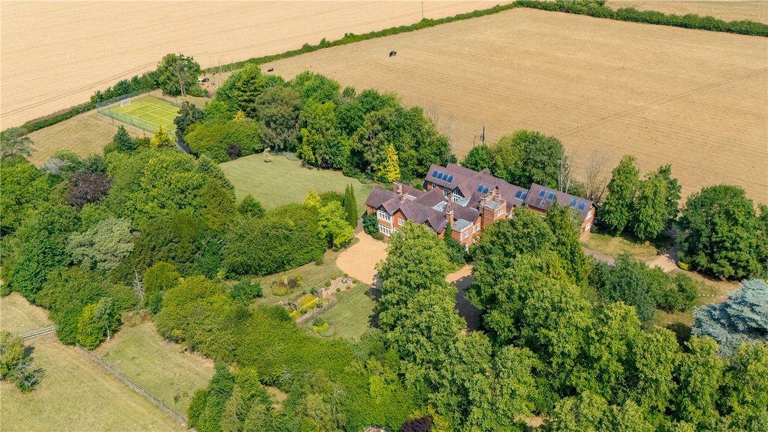 Offord Road, Godmanchester, In Godmanchester, England, United Kingdom ...