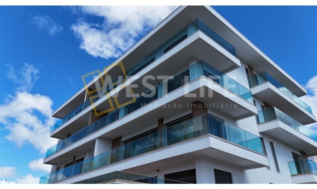 3 Bedroom Flat With Unique Characteristics With 3 In Mafra, Lisbon ...