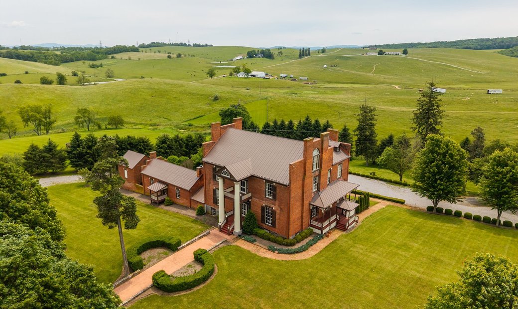 Mansion At Fort Chiswell In Fort Chiswell, Virginia, United States For ...