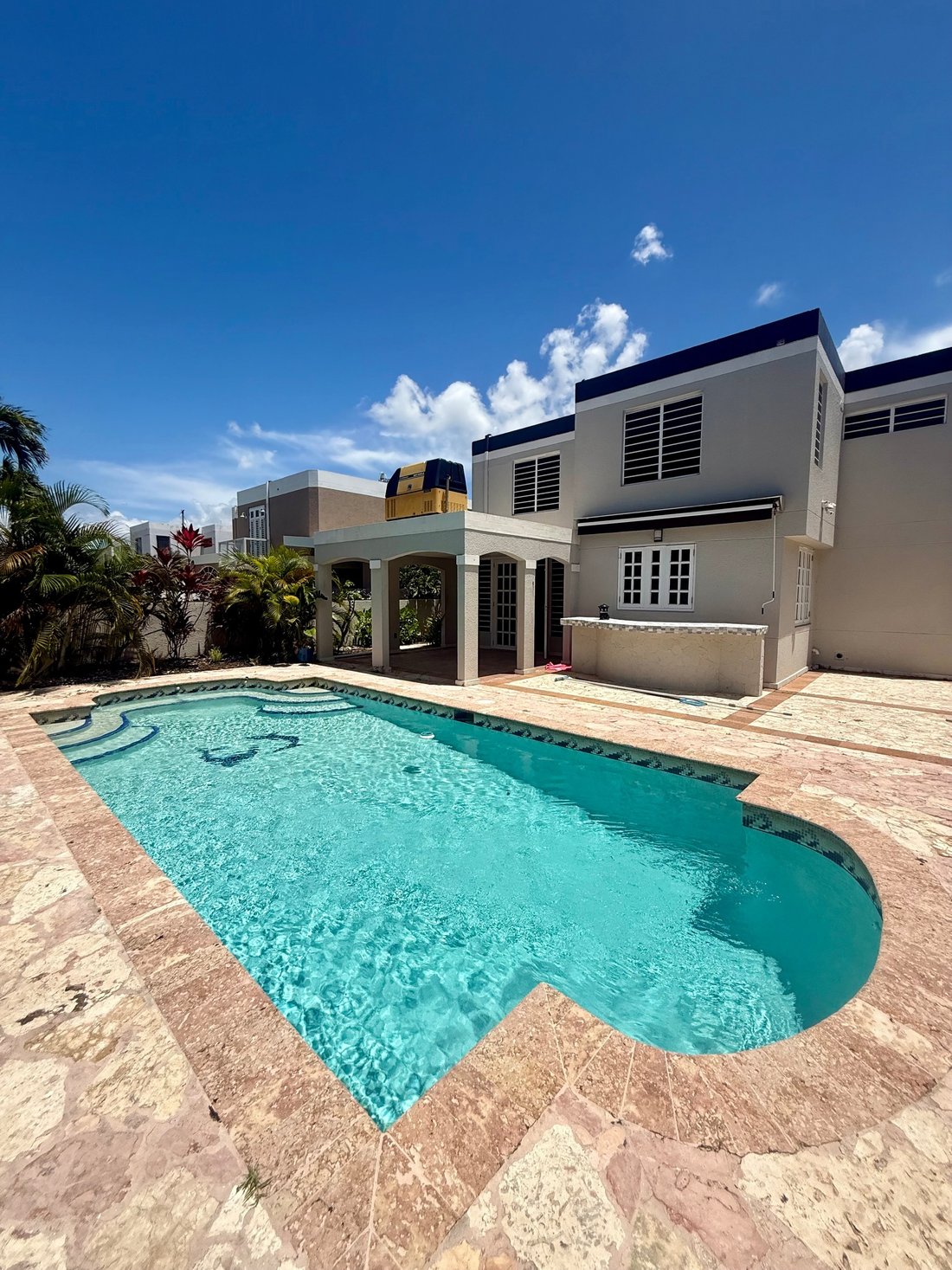 Exclusive Listing | Camino Del Mar, Toa In Sabana Seca, Toa Baja ...
