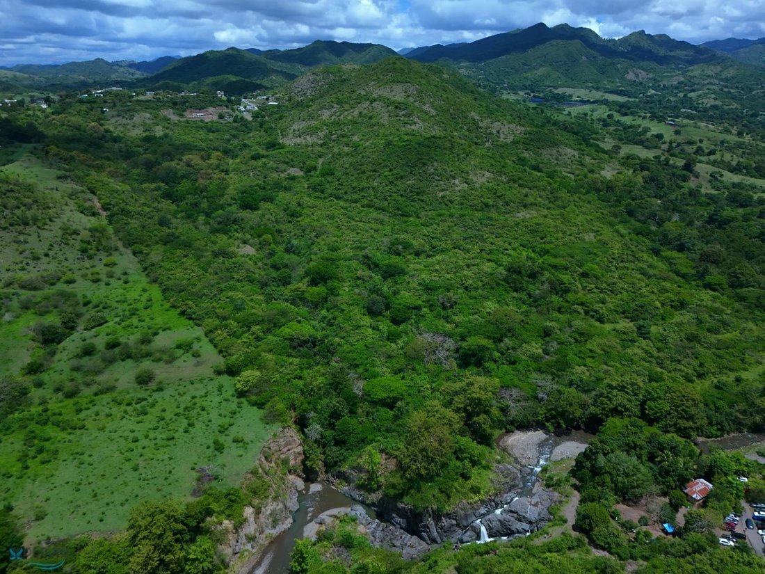 Solar Pasto In Coamo, Coamo, Puerto Rico For Sale (16045667)