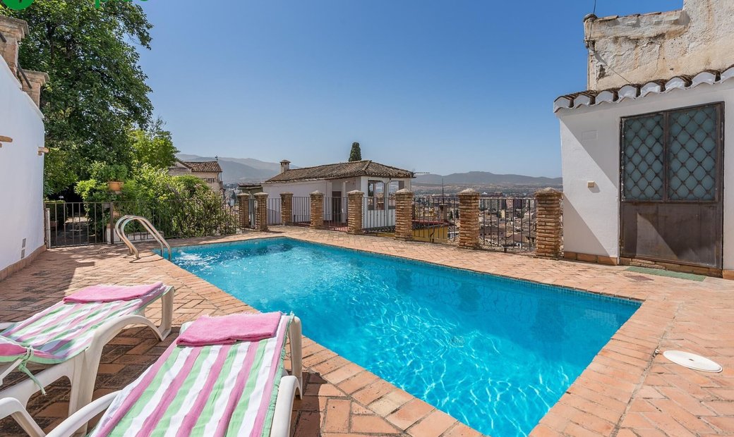 Granada House In Centro, Granada, Spain For Sale (16049661)