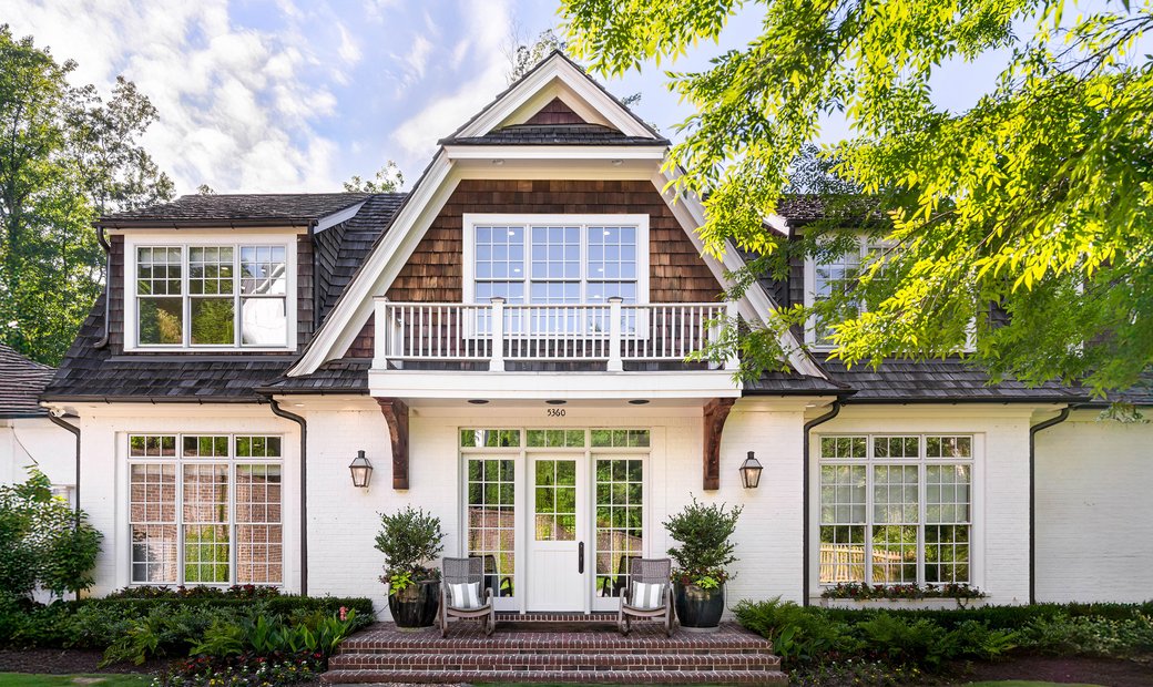 Extraordinary New England Coastal Style Home In Atlanta, Georgia ...