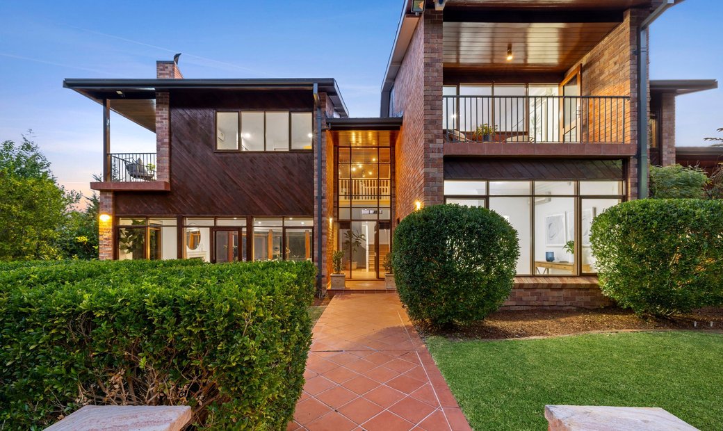 Impressive Full Brick Home In Saint Ives Chase, New South Wales ...