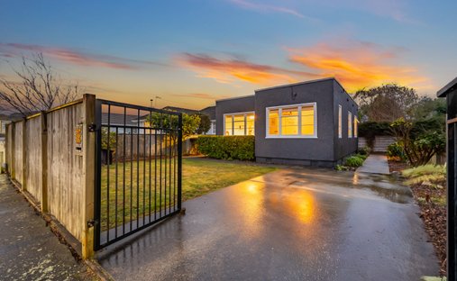 Luxury houses with terrace for sale in Upper Hutt Central, Upper Hutt ...