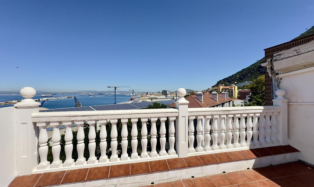 Beautiful 5 Bedroom House In South District, Gibraltar In Gibraltar ...