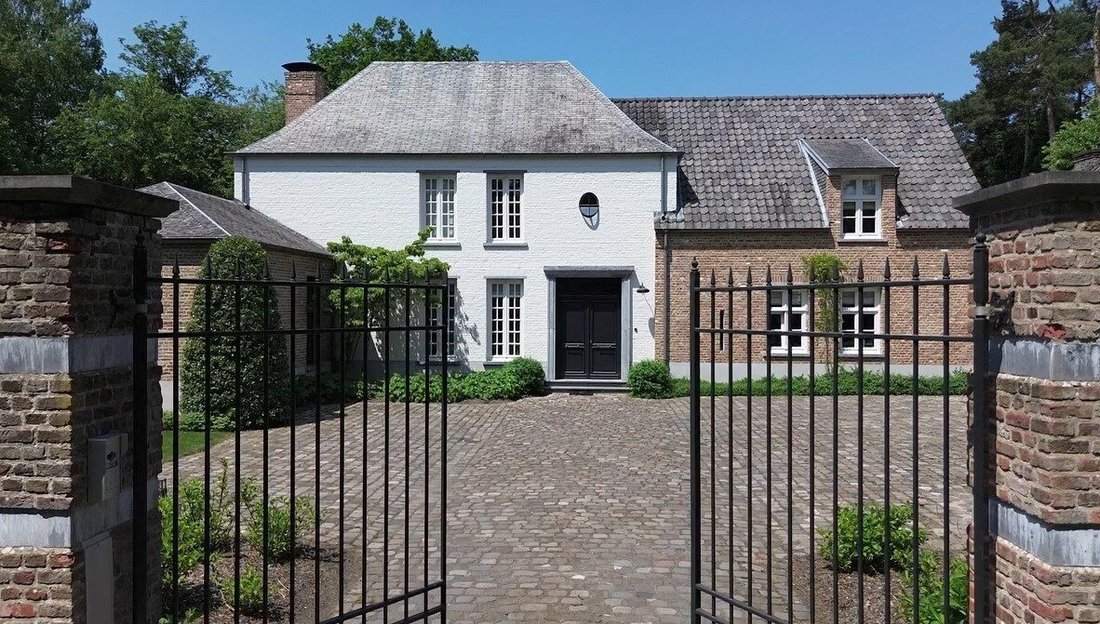 Villa/Townhouse Schilde Belgium In Schilde, Flanders, Belgium For Sale ...