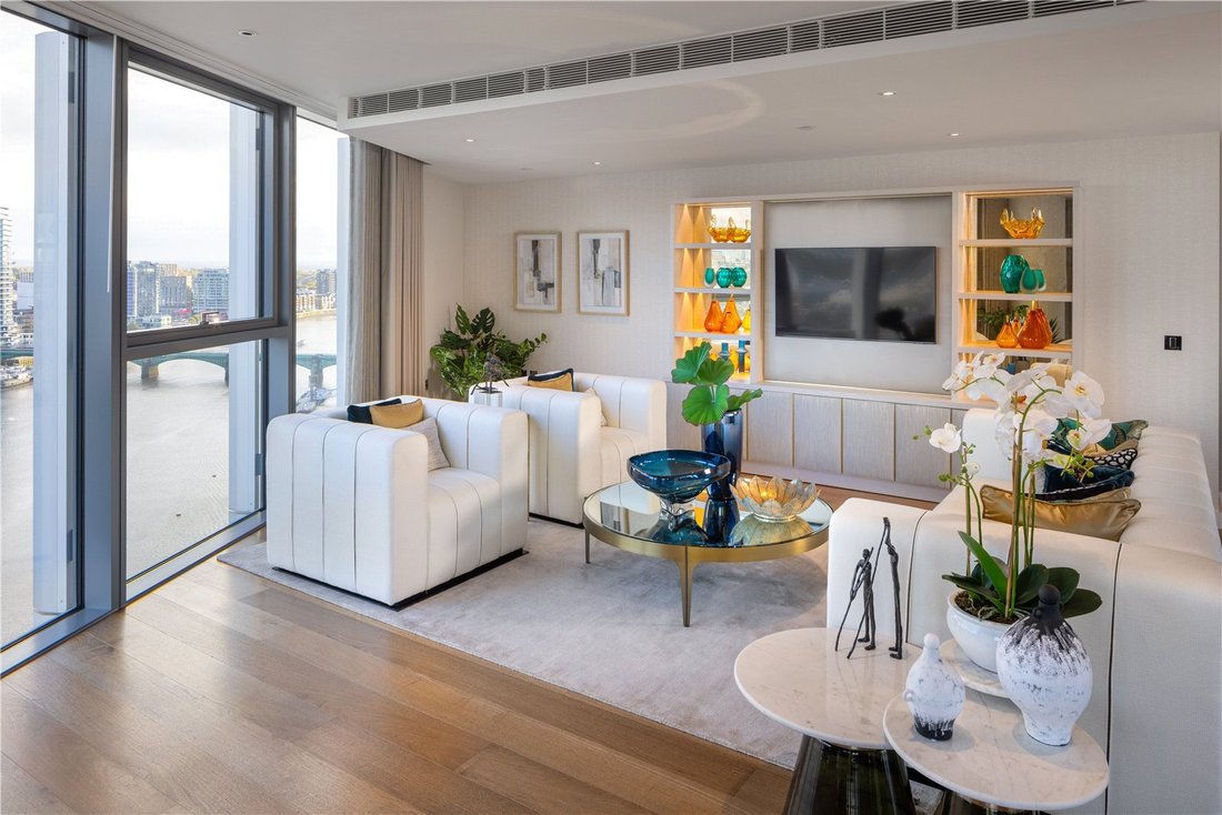 Chelsea Waterfront, Waterfront Drive, London In London, England, United ...