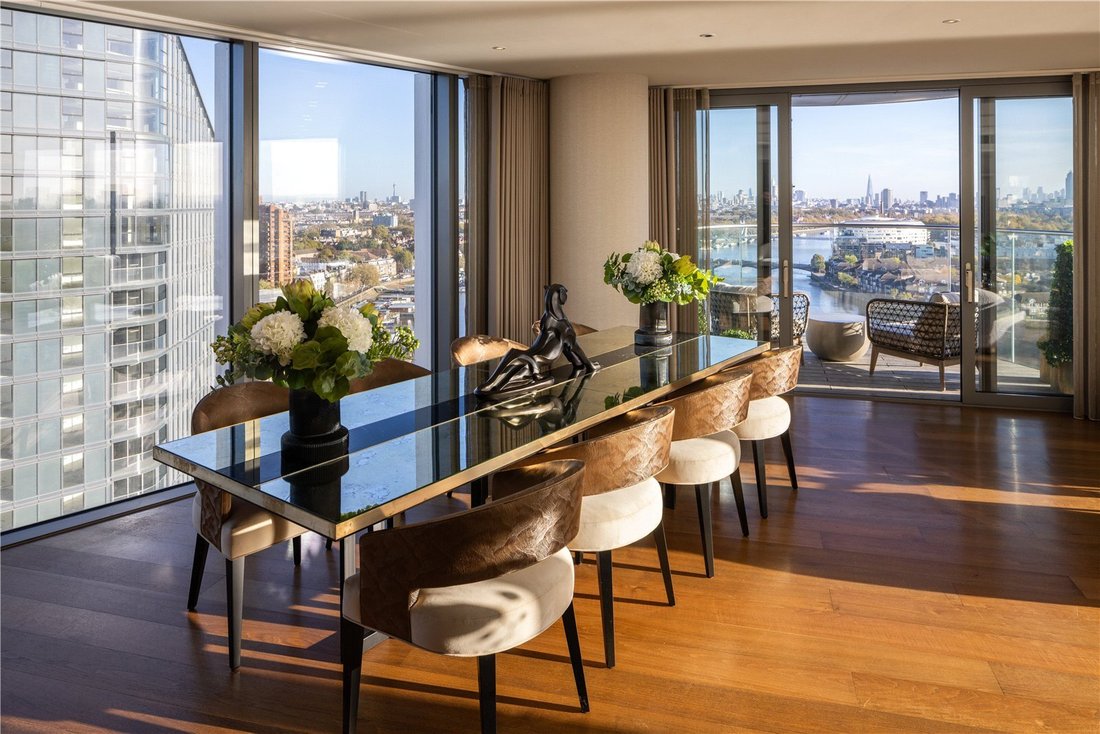 Chelsea Waterfront, Waterfront Drive, London In London, England, United ...