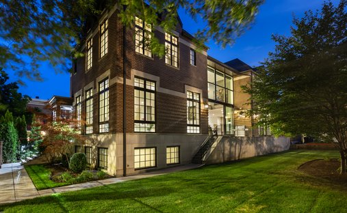 Luxury homes for sale in Chicago, Illinois | JamesEdition
