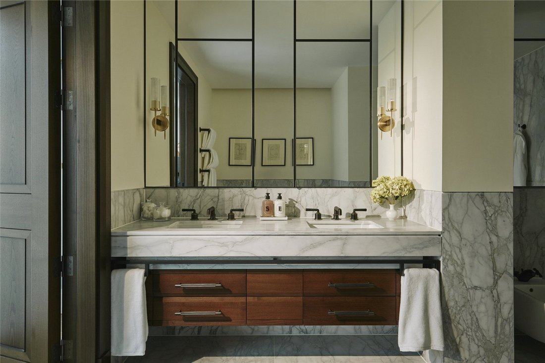 Residence 7, 9 Mulberry Square, Chelsea In London, England, United ...