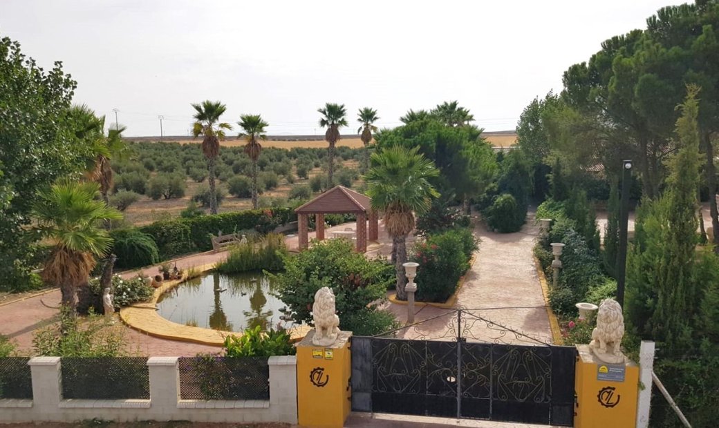 Finca Rústica Venta Ciudad In Santa Cruz De Mudela, Castile La Mancha ...