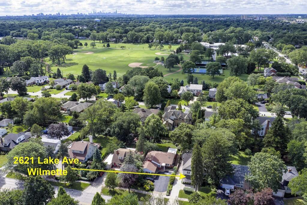 Completely Renovated Luxury Home With In Wilmette, Illinois, United ...
