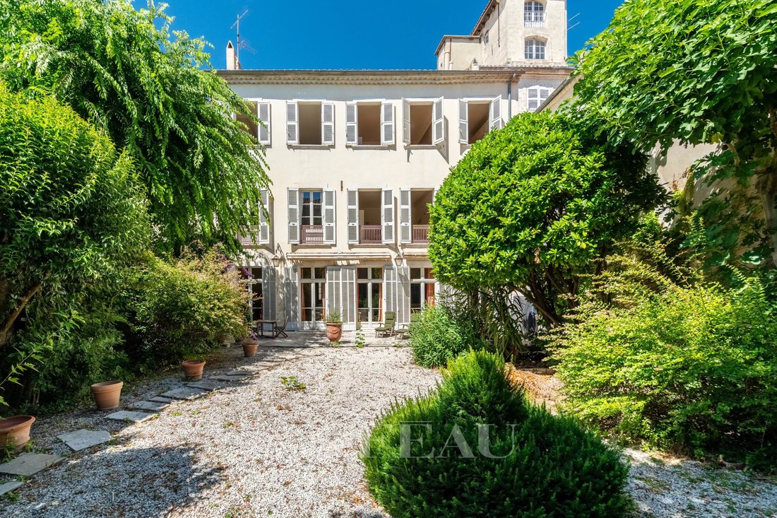 Maison D'avignon Dans Avignon, Provence Alpes Côte D'azur, France à ...