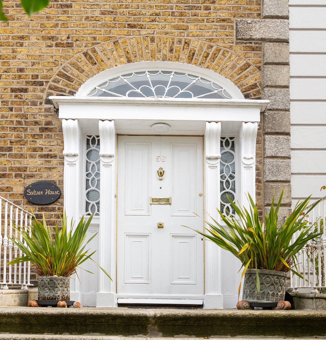 Sylvan House In Dublin, County Dublin, Ireland For Sale (16094418)