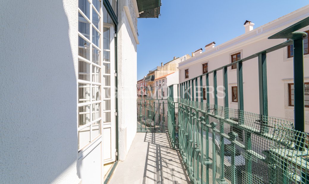 Historic Building For Sale In Lapa – Lisbon In Estrela, Lisbon ...