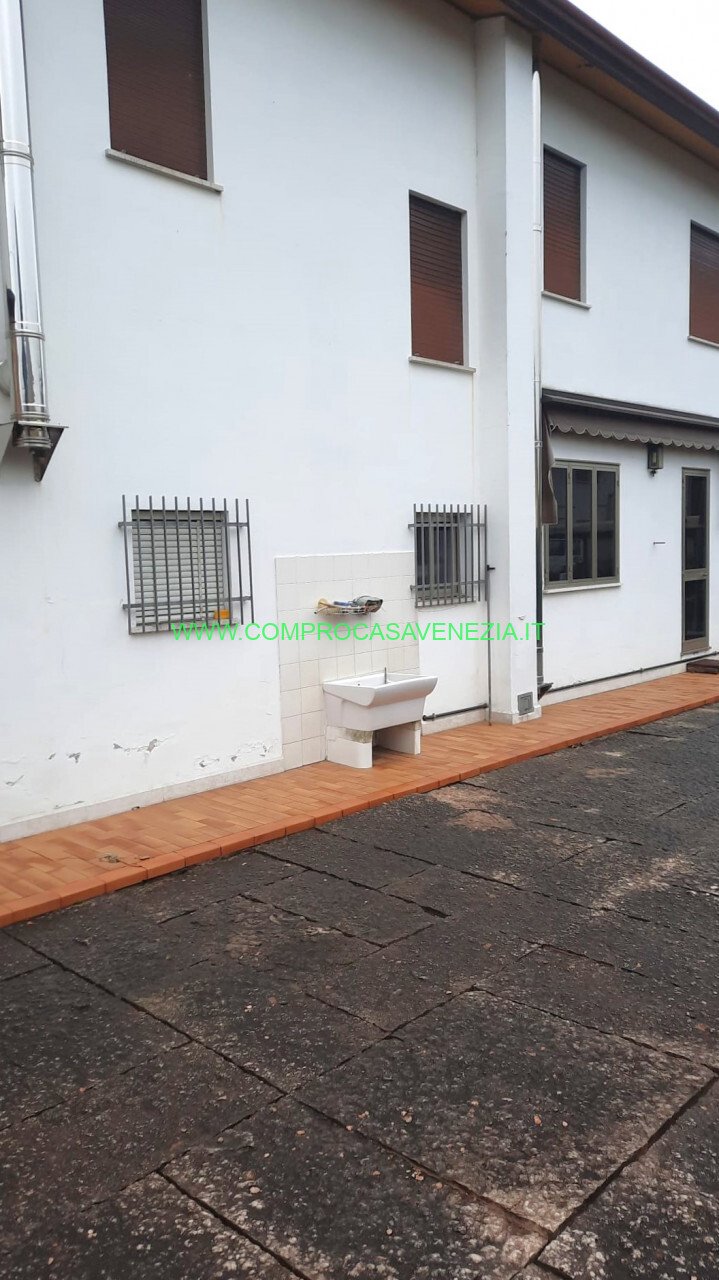 Venezia Single House In Casier, Veneto, Italy For Sale (16101804)