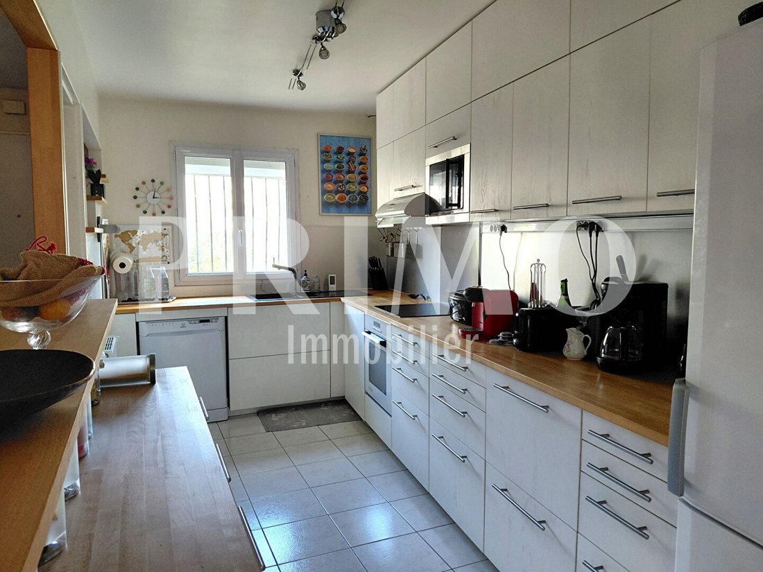 Modern House Near Rer B And C Massy Verrières In Massy, île De France ...