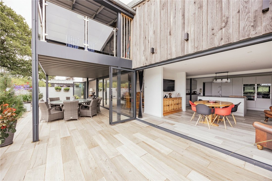 A Stunning Former Agricultural Steel Framed In Cawston, England, United ...
