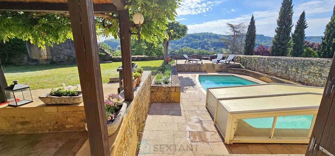 In Der Bastide De In Cénac Et Saint Julien, Nouvelle Aquitaine ...