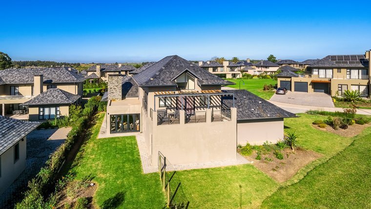 Sleek Design And Volume Fuels This 4 In George, Western Cape, South ...