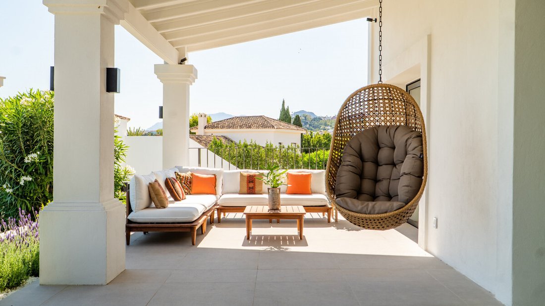 Villa Villa For Rent In Nueva Andalucía, Málaga In Puerto Banus ...