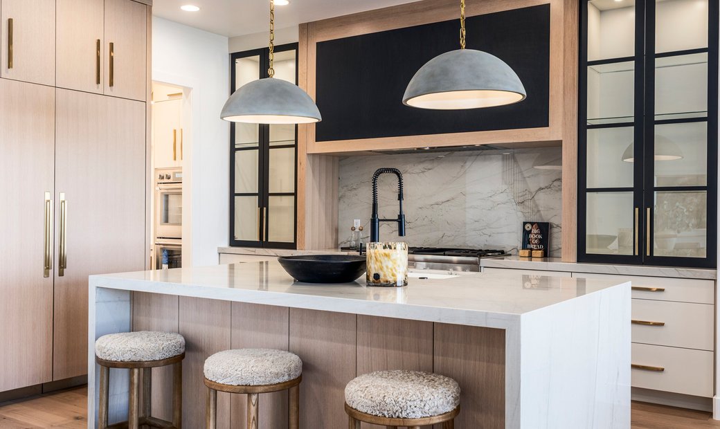 Stylish Francis Home Designer Touches, In Kamas, Utah, United States ...