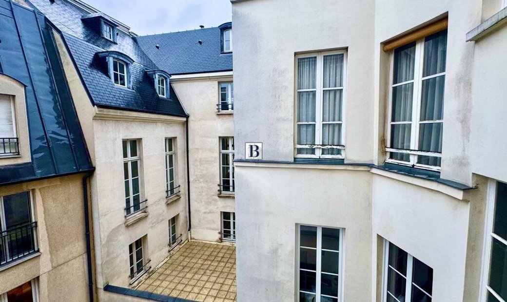 Apartment For Sale, 3 Rooms Paris 75003 In Paris, île De France, France ...