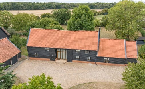 Luxe maisons à vendre en Hintlesham, Angleterre, Royaume-Uni dans le monde | JamesEdition