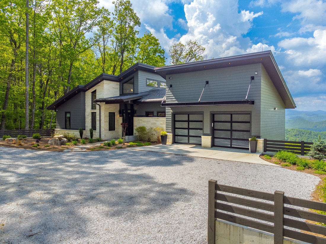 Mountain Modern Retreat Offers Stunning In Tiger, Georgia, United ...