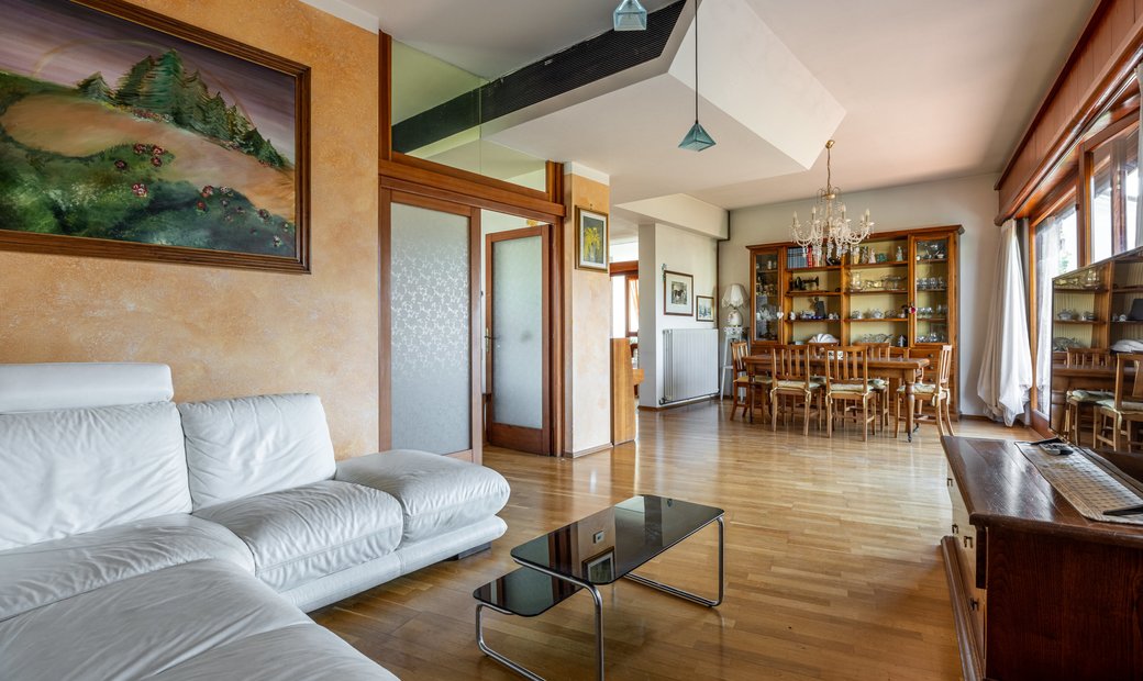 Detached Villa On Sale Lucca (Lu) , Sant'anna In Lucca, Tuscany, Italy ...