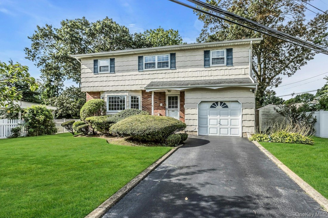 3462 Ella Road Wantagh, New York In Wantagh, New York, United States ...