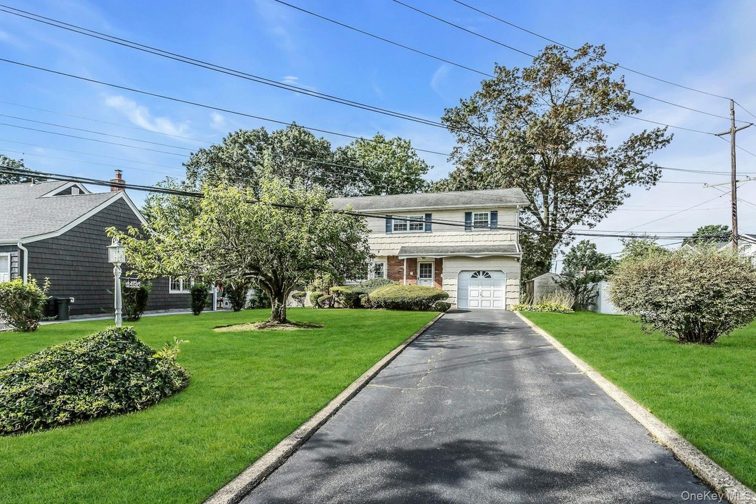 3462 Ella Road Wantagh, New York In Wantagh, New York, United States ...