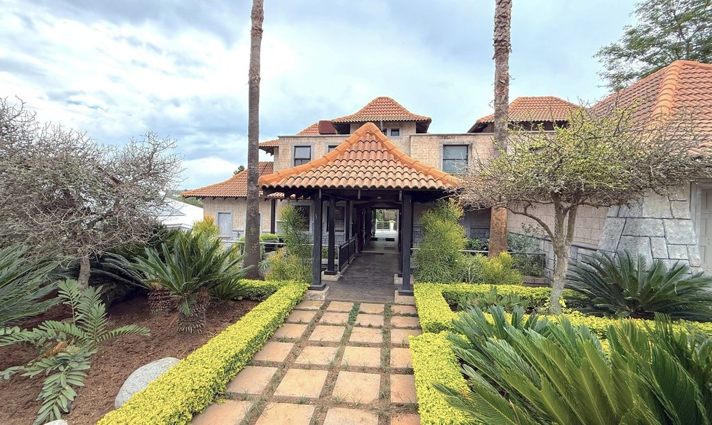 Stunning Golf Course Views – A Balinese In Midrand, Gauteng, South ...