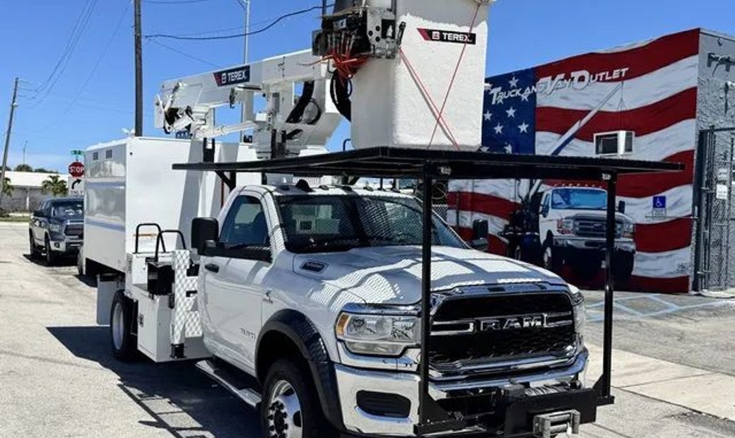 2020 Dodge 5500 Chassis Cab In Miami, Fl, United States For Sale (16119941)