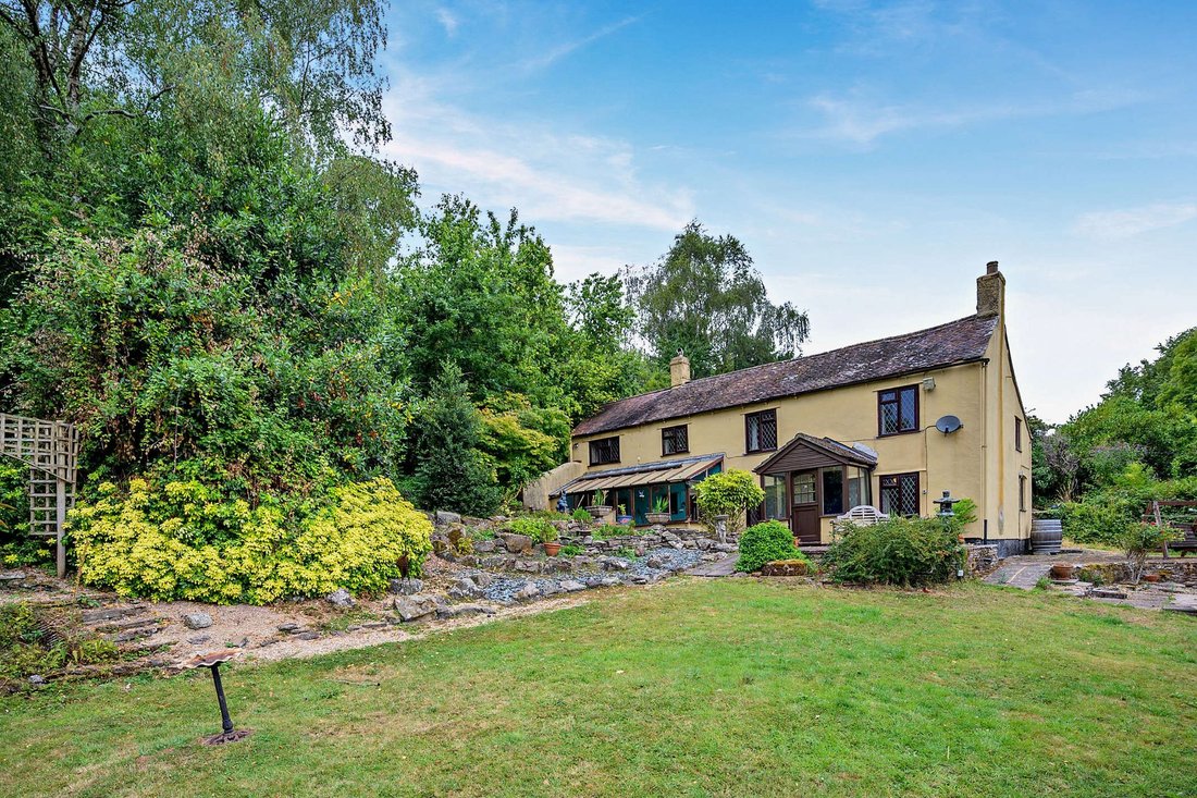 House Newnham In Newnham, England, United Kingdom For Sale (16119181)