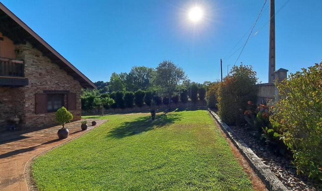 House Villa For Sell In Cabañas Raras In Cabanas Raras, Castile And ...