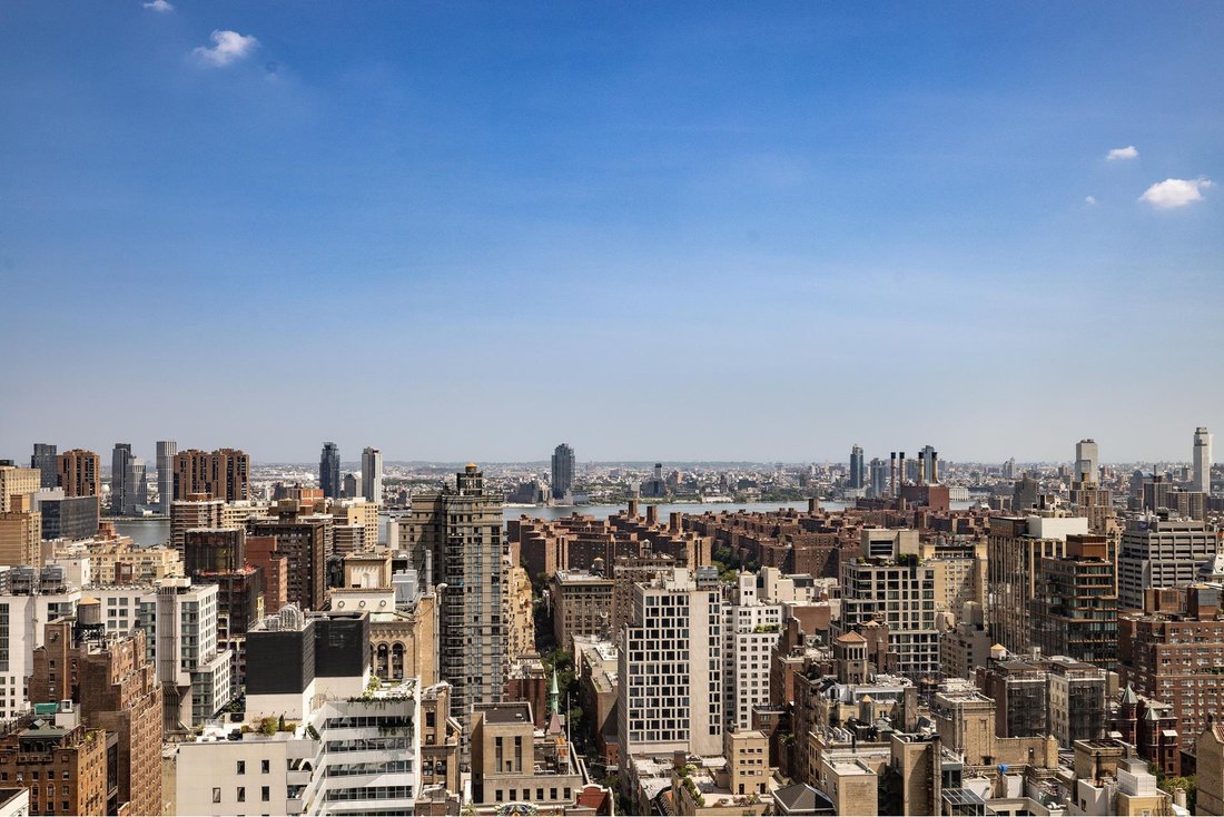 Condo New York In New York City, Ny, United States For Sale (16101679)